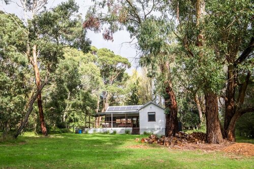 Cedarwood Holiday Park, hotel, 435A Deans Marsh-Lorne Road Pennyroyal ...