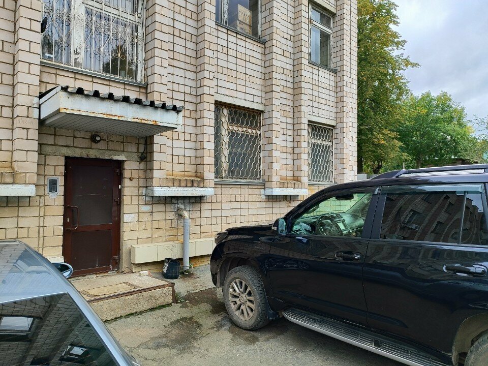 Konut servisleri kuruluşları Uk V ZhKKh Teplo plyus, Izhevsk, foto