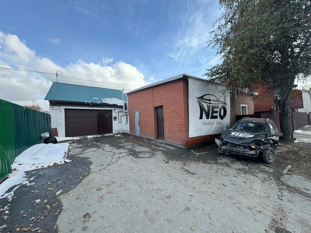 Araç camlarının renklendirilmesi Neo, Novosibirsk, foto