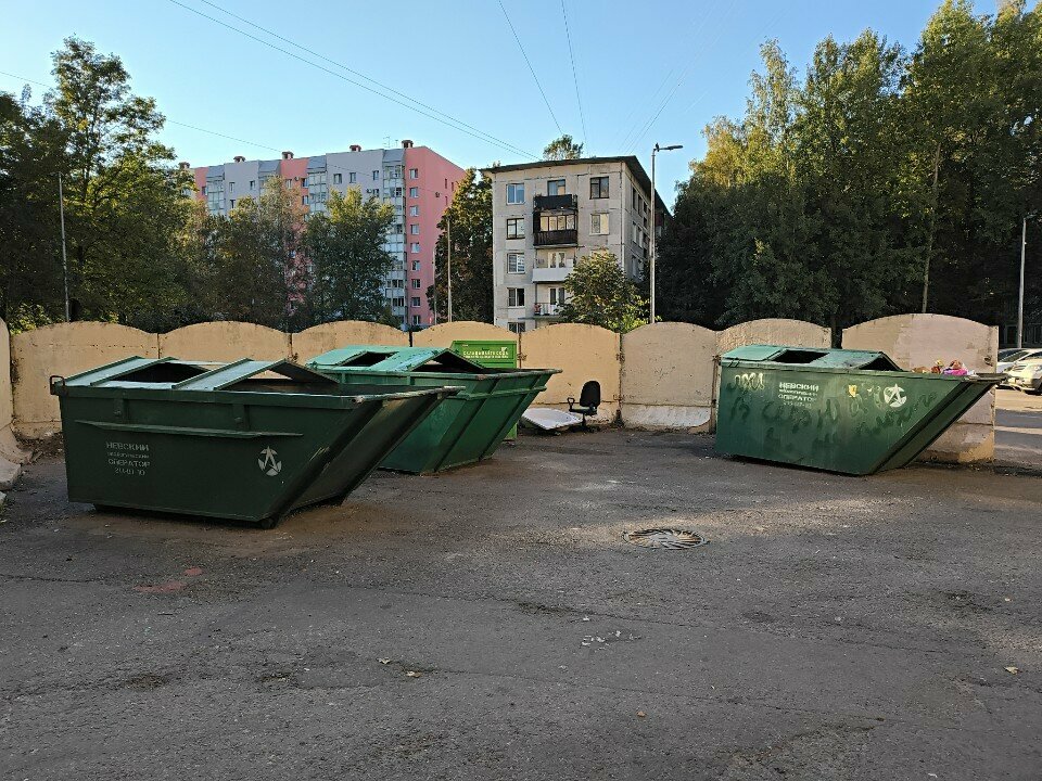 Çöp hizmetleri Точка сбора мусора, Saint‑Petersburg, foto