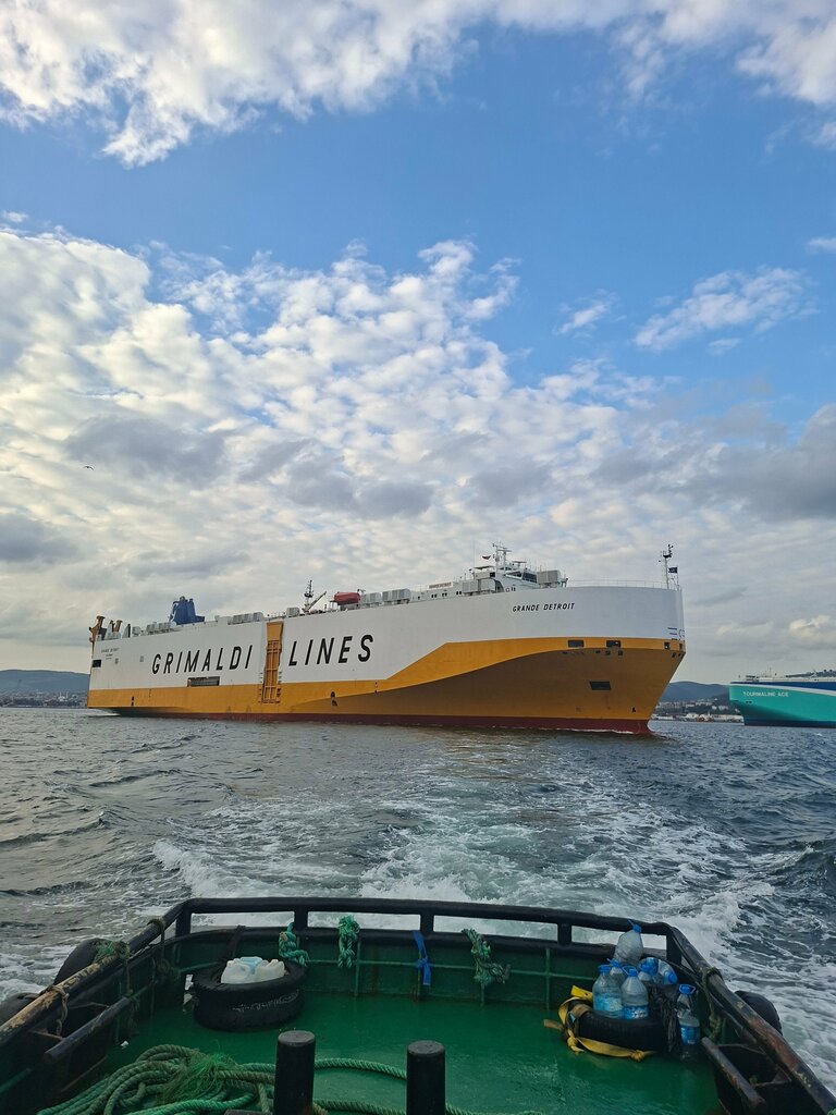 Deniz ve nehir iskeleleri Autoport Limanı, Başiskele, foto