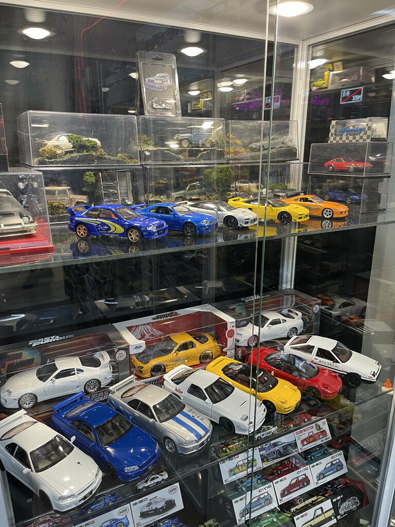 Müzeler ve sanat galerileri Furidashi Shop Scale Cars Museum, Moskova, foto