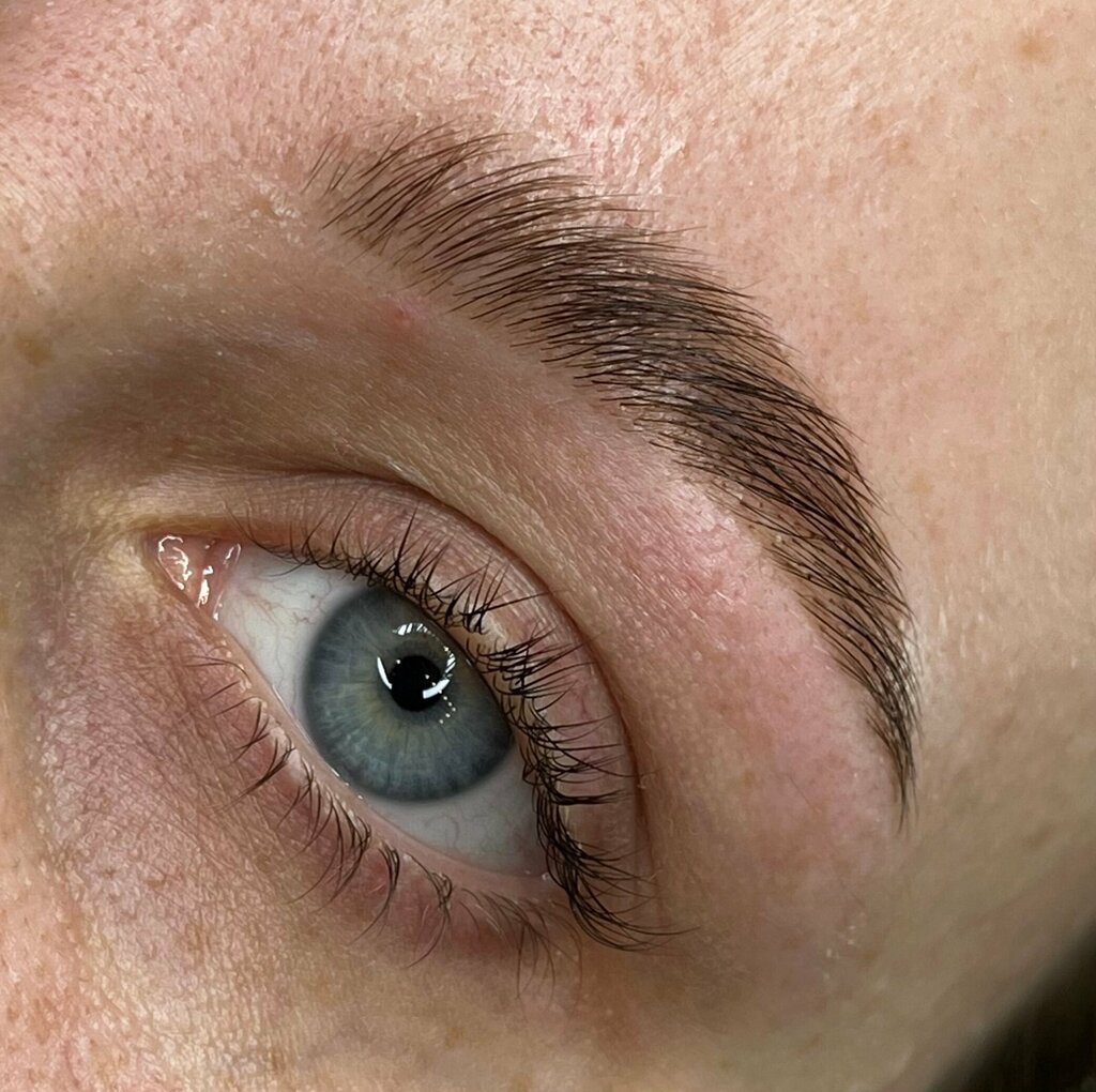 Kaş ve kirpik salonu Брови и макияж, Taganrog, foto