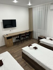 Фараон (ulitsa 3-go Internatsionala No:1, Buturlinovka), otel  Buturlinovka'dan