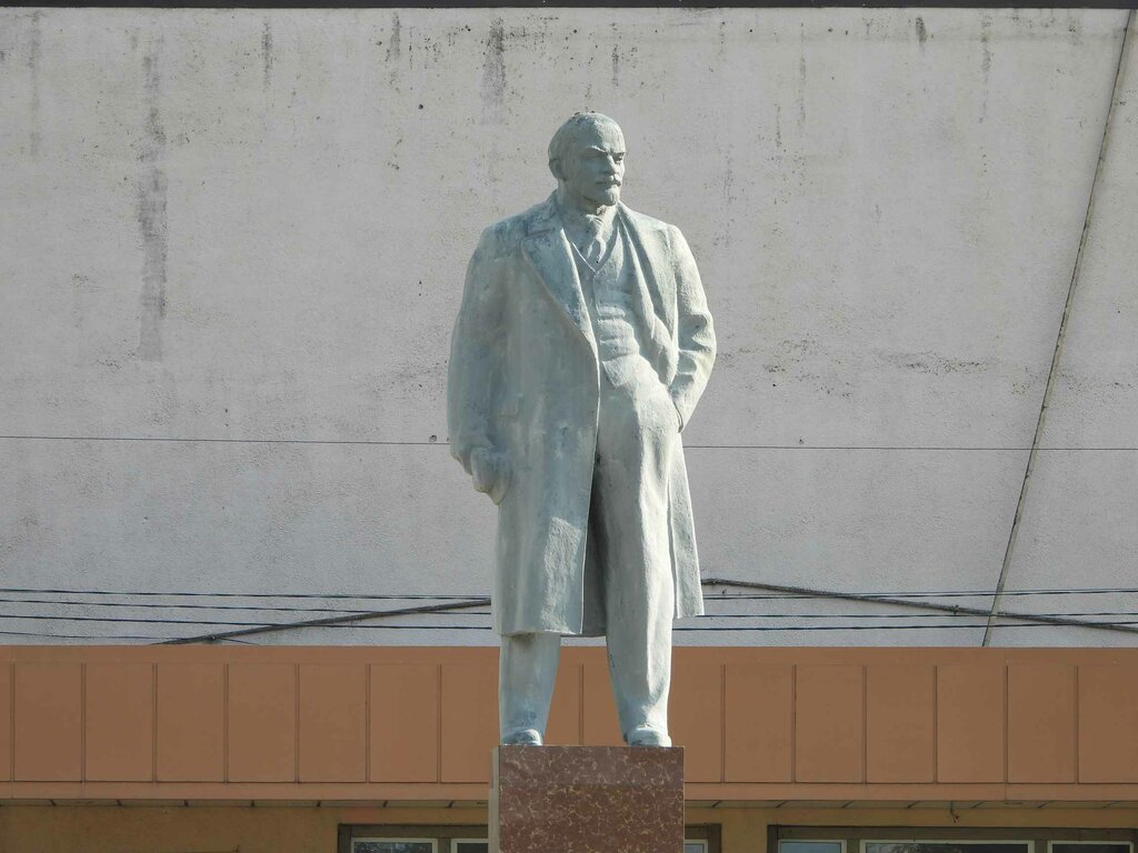 Anıt, heykel V.I. Lenin, Ardon, foto