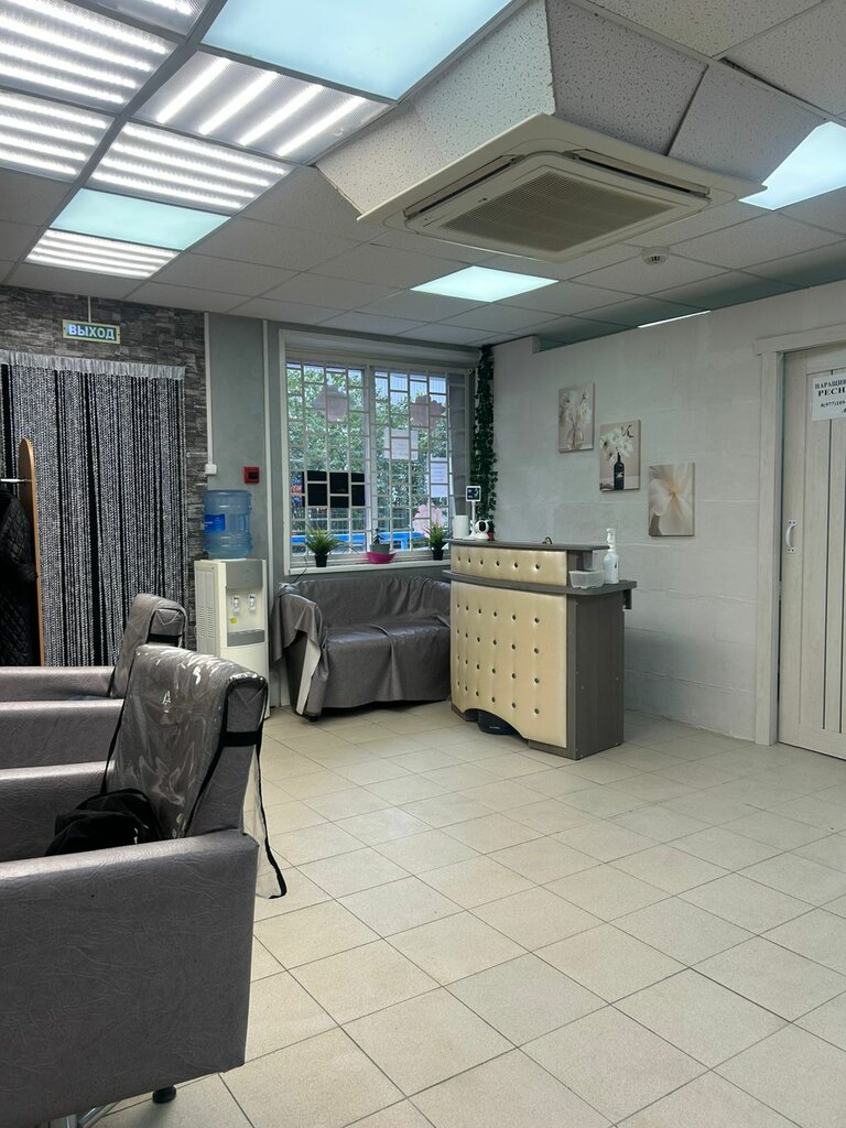 Güzellik salonu O, Charlie, Moskova, foto