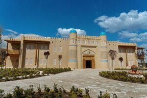 Hotel Karvon Saroy (Khorezm Region, Khiva, Arda Xiva sayyohlik majmuasi), otel  Hive'den