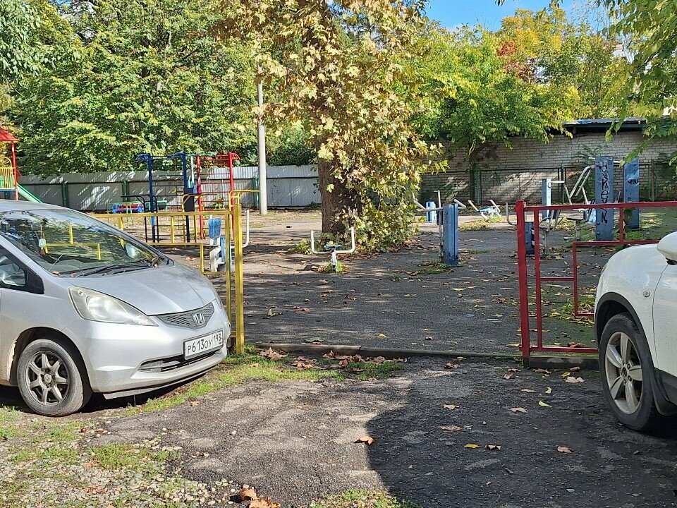 Oyun alanı Playground, Krasnodar, foto