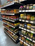 Магазин продуктов (Bolsheokhtinskiy Avenue No:15к2), market  Saint‑Petersburg'dan