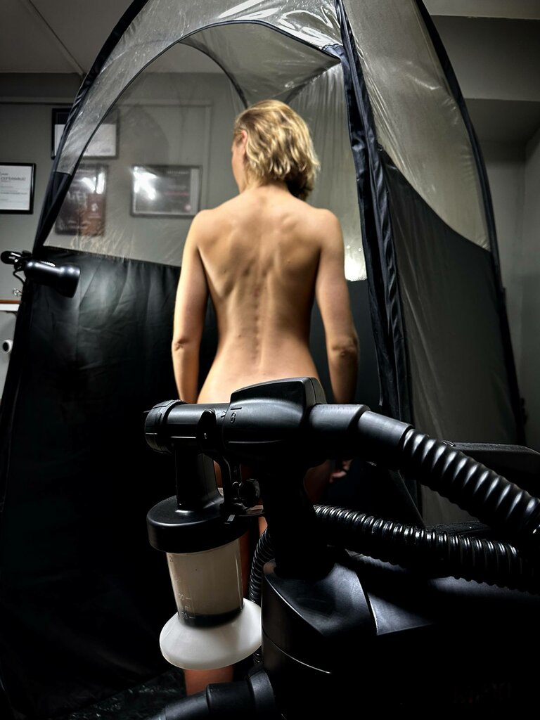 Solaryumlar Instant Tanning Studio, Moskova, foto