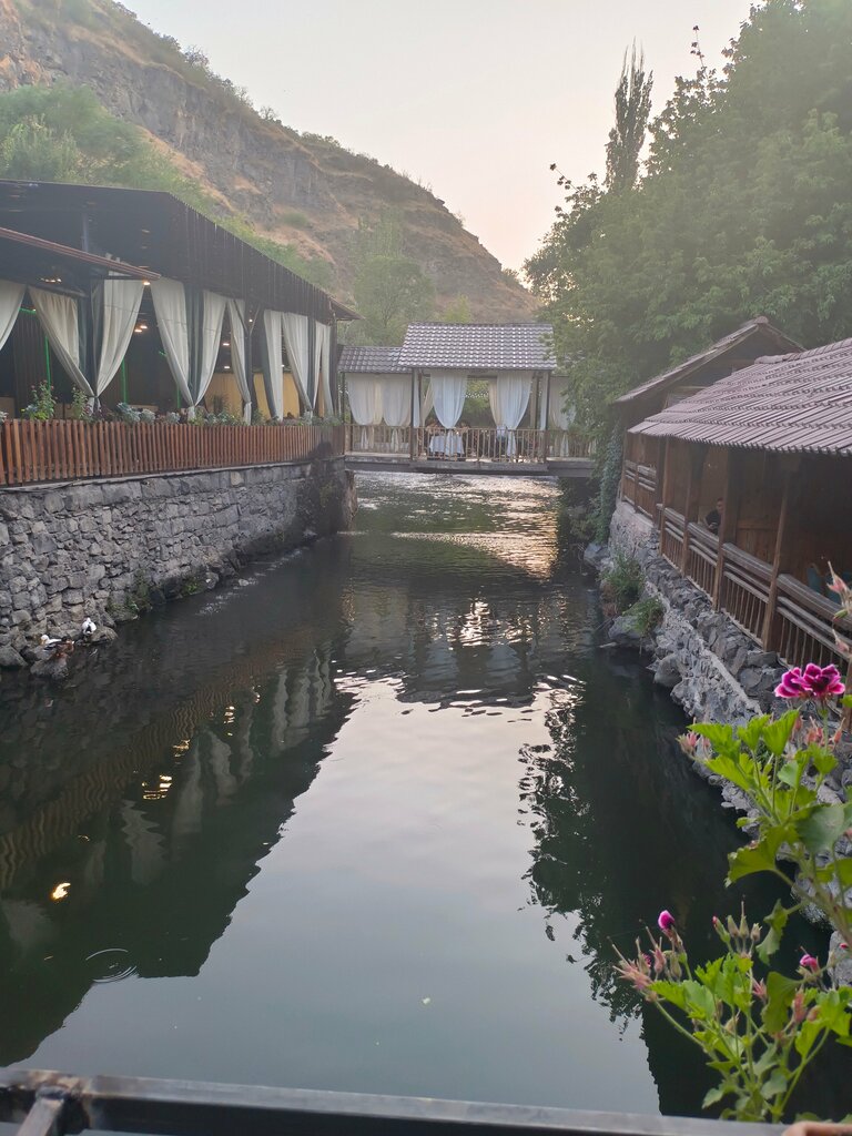 Restoran Edem Garden, Erivan, foto