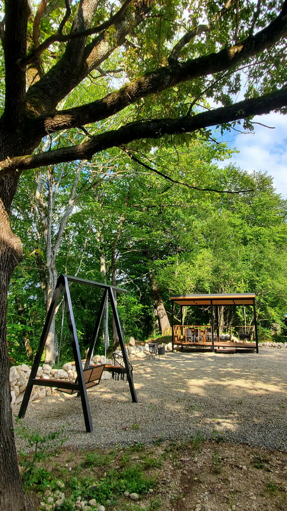 Konuk evi In silence, Adıge Cumhuriyeti, foto