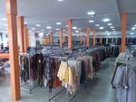 Memi (Rovsen Ceferov Street No:4), giyim mağazası  Bakü'den