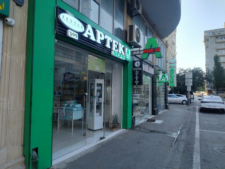 Eczaneler Aptek, Bakü, foto