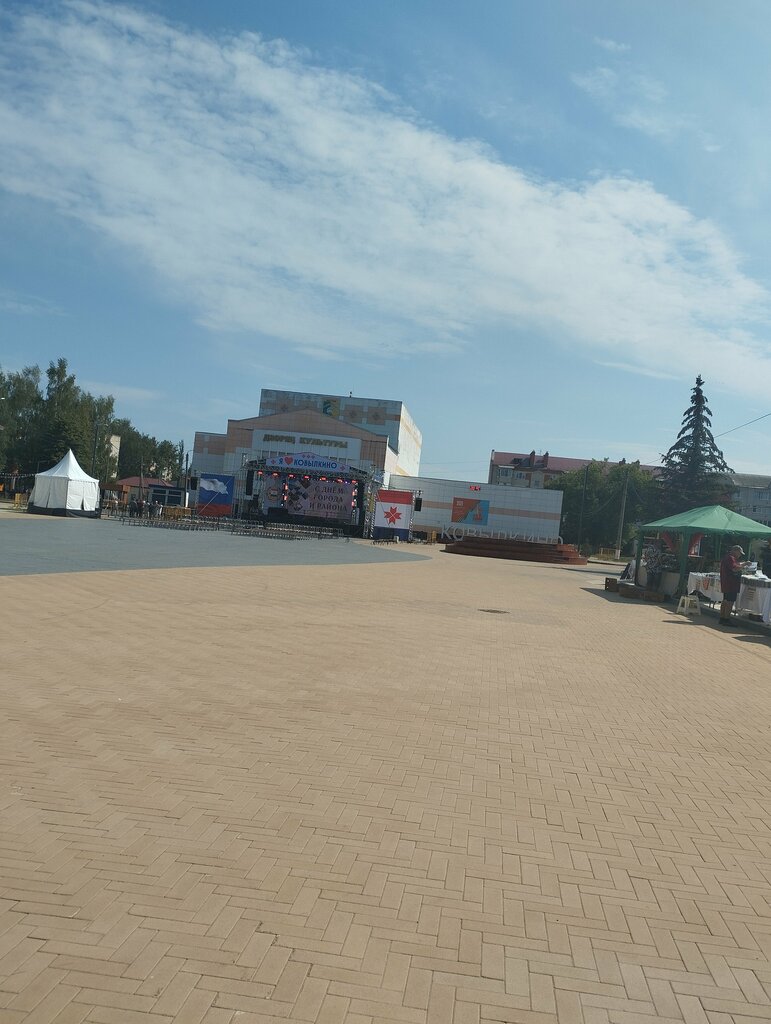 Kültür ve eğlence parkları Молодёжный парк, Kovylkino, foto