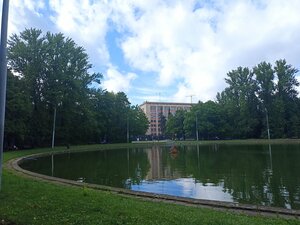 Chinese Embassy Public Garden (Moscow, Chinese Embassy Public Garden), meydan  Moskova'dan