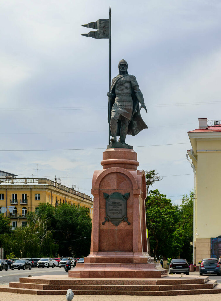 Anıt, heykel Alexander Nevsky, Volgograd, foto