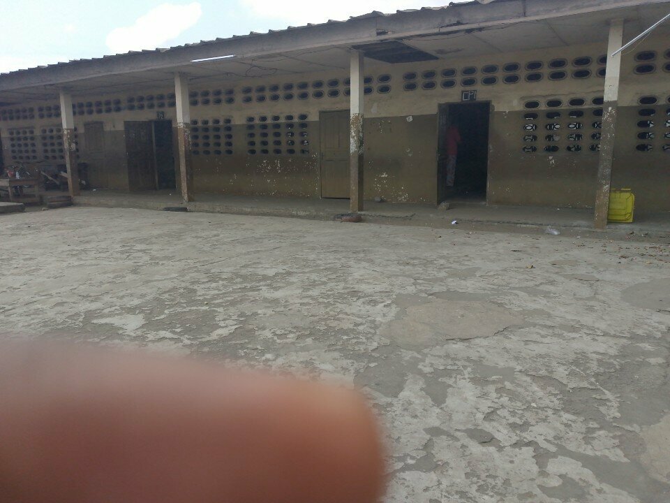 i̇lkokul Groupe Scolaire Djehi-Benoît, Abican, foto