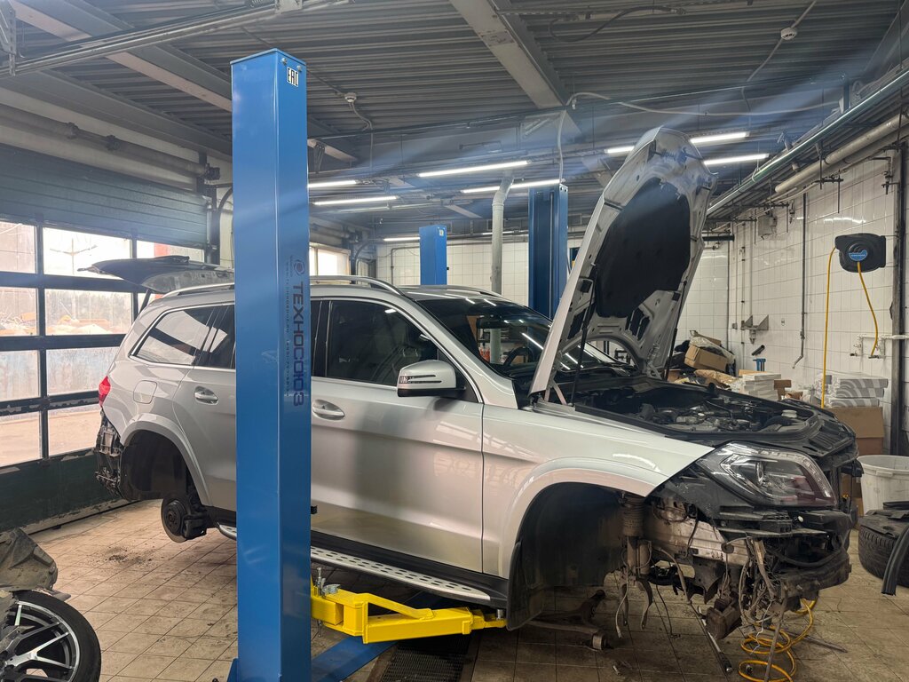 Otomobil yedek parçaları Technical center Bastion Avto, Moskova, foto