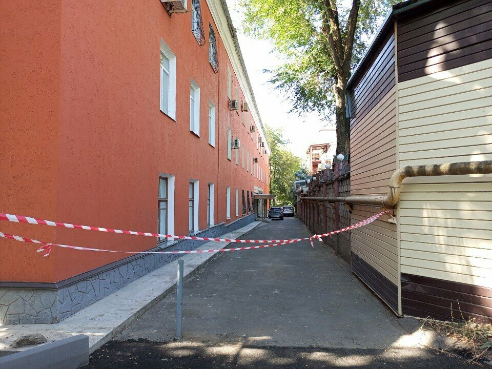 Kiralama noktası Zev's, Almatı, foto