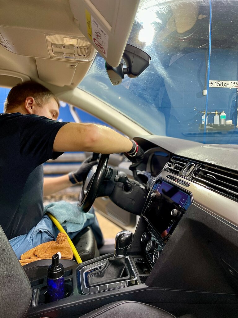 Detaylı oto bakımı Skt, Moskova, foto