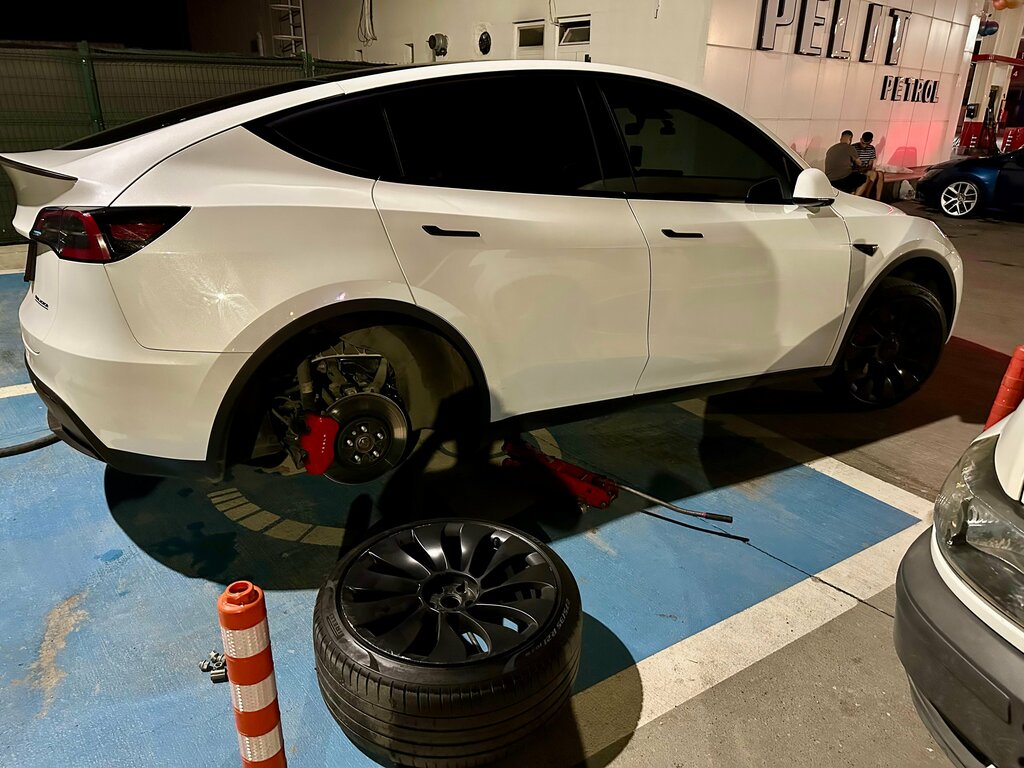 Oto lastik tamiri EN yakın lastikçi 7/24 yol yardım, Adana, foto