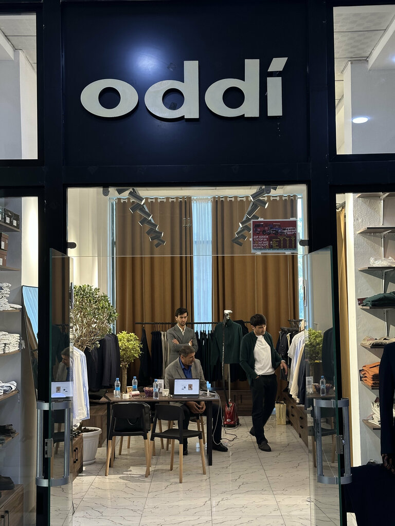 Giyim mağazası Oddi, Duşanbe, foto