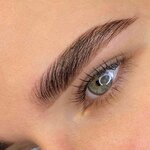 Наращивание ресниц и оформление бровей (Garazhnaya ulitsa No:81/9), kaş ve kirpik salonu  Krasnodar'dan