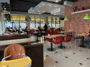 Hatta (ulitsa Astana Kesayeva No:42А, Vladikavkaz), kafe  Vladikavkaz'dan