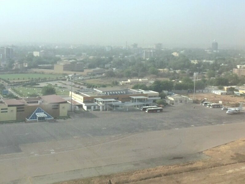 Havaalanları Encemine Havalimanı, Ndjamena, foto