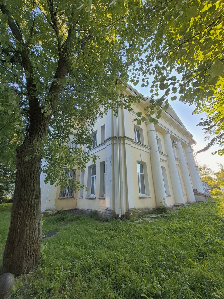 Ortodoks kiliseleri Tserkov Varvary Velikomuchenitsy V Yuryeve-Polskom, Yuryev‑Polski, foto