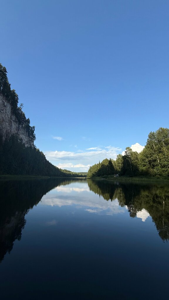 Doğa koruma alanı природный парк Река Чусовая, Sverdlovskaya oblastı, foto
