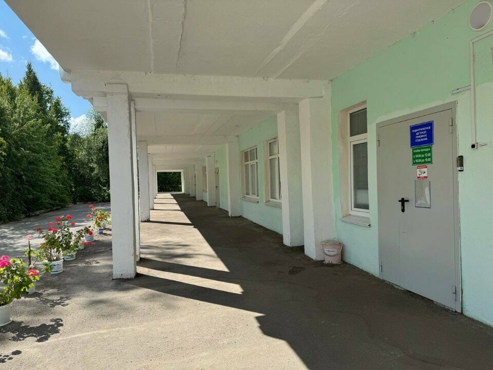 Hastane bölümü Tsentralnaya gorodskaya bolnitsa Detskoye infektsionnoye otdeleniye, Arzamas, foto