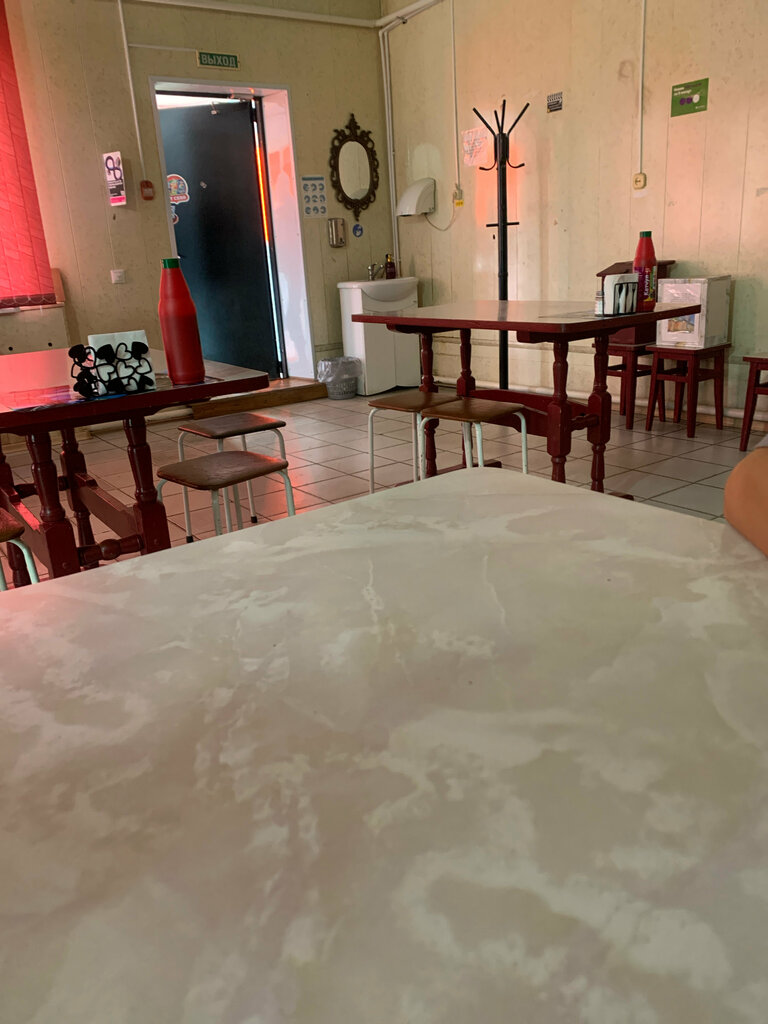 Fast food Визит, Tümen (Tiumenskaya) oblastı, foto