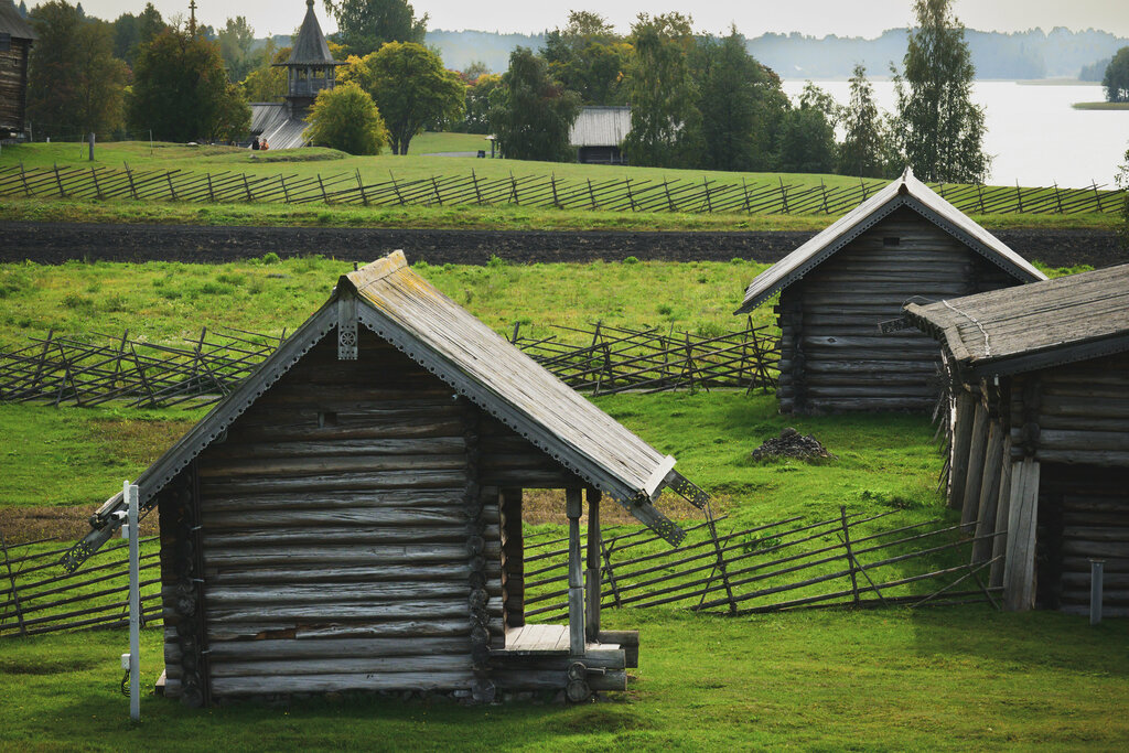 Turistik yerler Амбар из деревни Южный Двор, Karelya, foto
