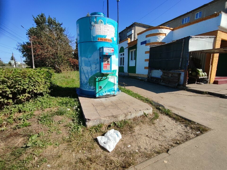 Su satışı Artezianskaja voda, Tver, foto