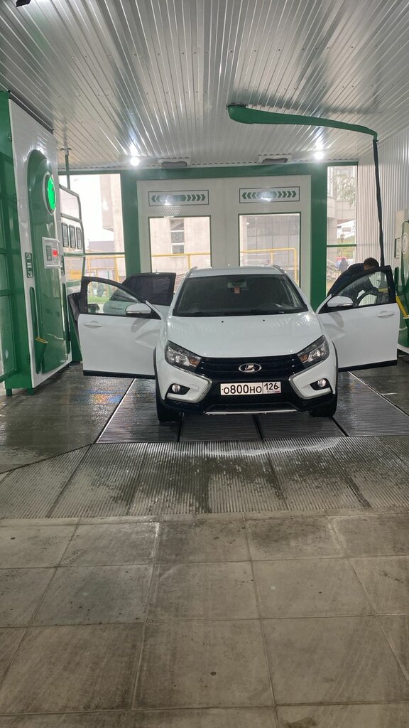 Oto yıkama Lux Express, Stavropol, foto