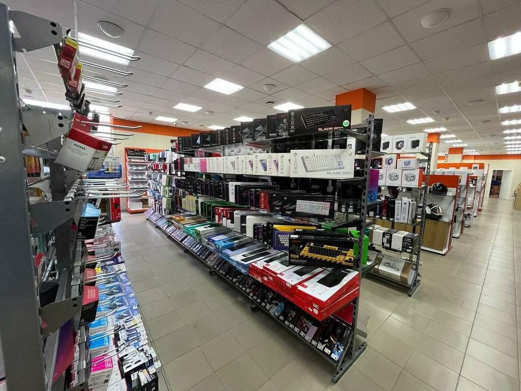 Bilgisayar mağazaları DNS, Tver, foto