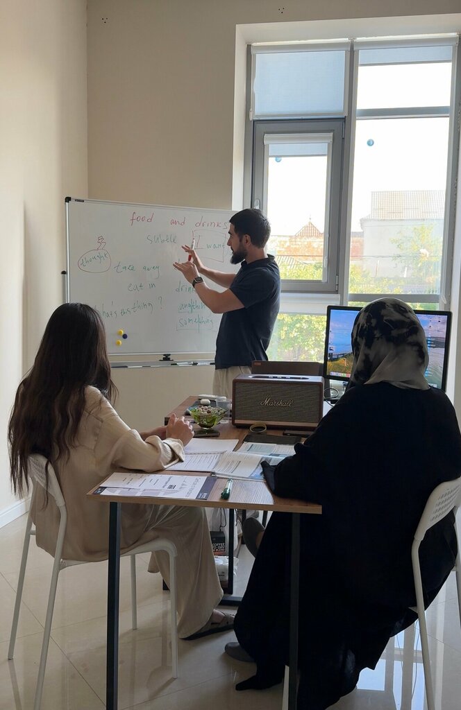 Yabancı dil kursları English Mate, Makhachkala, foto