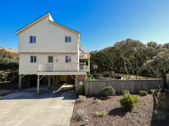 Otel Saltwater Pool and Hot Tub Oasis - Beautiful Escape, Kill Devil Hills, foto