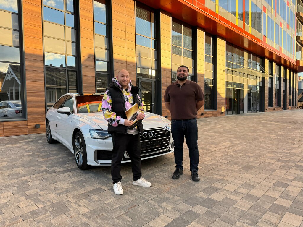 Araba seçimi hizmeti Mir avto, Moskova, foto