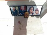Погибшим жителям и спасателям при взрыве бытового газа (Oktyabrskaya Street No:10), anıt levhası, anıt taş  Balaşiha'dan