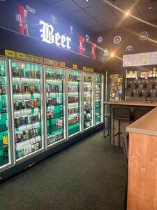 LaBeerint (Slavy Avenue No:16), bar  Saint‑Petersburg'dan