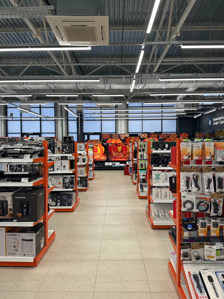 Bilgisayar mağazaları DNS, Krasnodar, foto