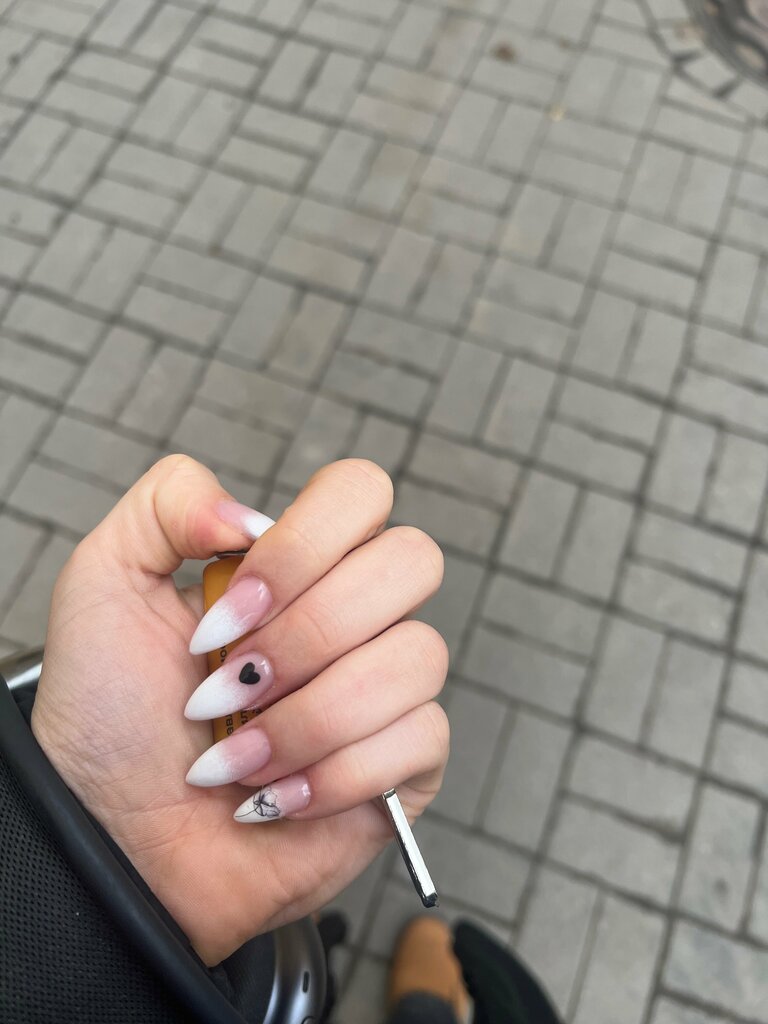 Manikür-pedikür Маникюр, Saint‑Petersburg ve Leningradskaya oblastı, foto