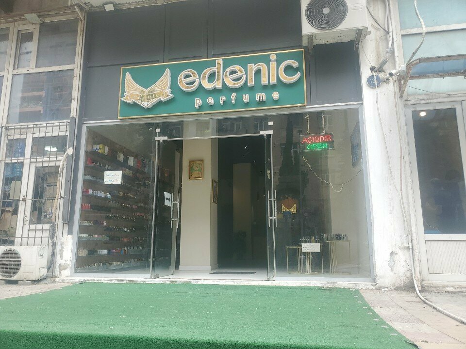 Kozmetik ve parfümeri mağazaları Edenic Parfume, Bakü, foto
