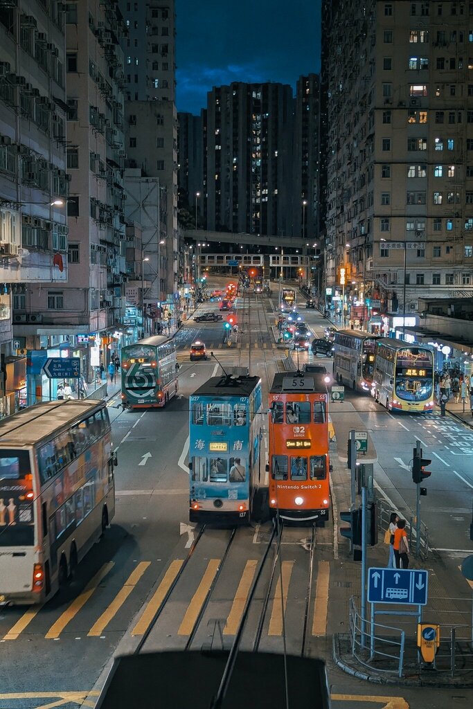 Toplu taşıma durağı Tai On Street, Hong Kong, foto