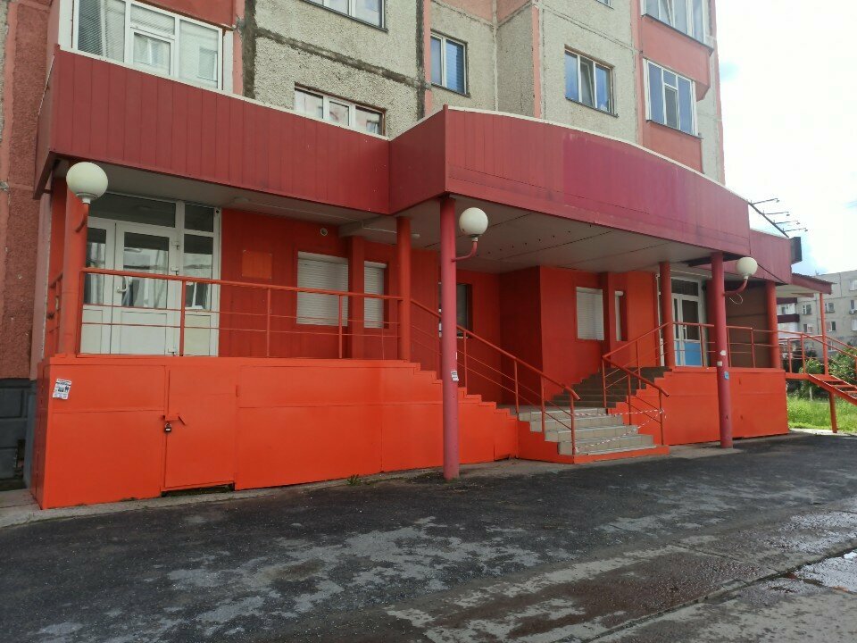 Bira dükkanı Пивотека, Surgut, foto