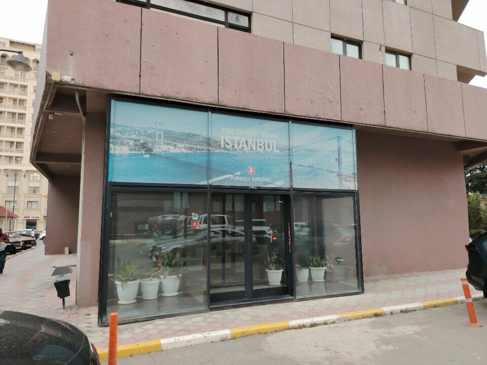Uçak biletleri Turkish Airlines, Bakü, foto