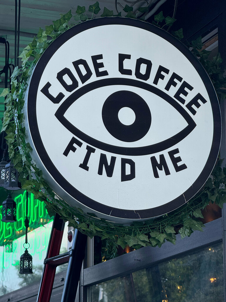 Kahve dükkanları Code coffee, Ufa, foto